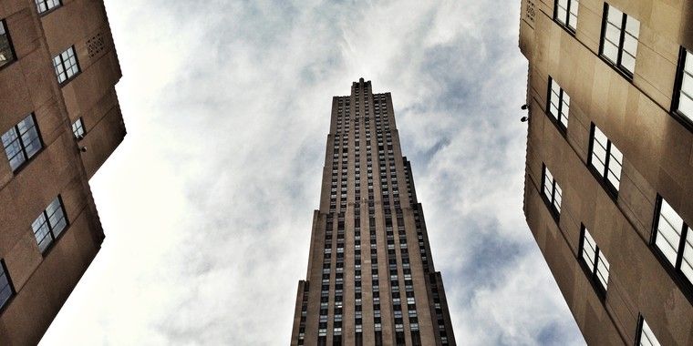 Join the Tall Buildings Photo Contest and win Printicapp Book and more ...